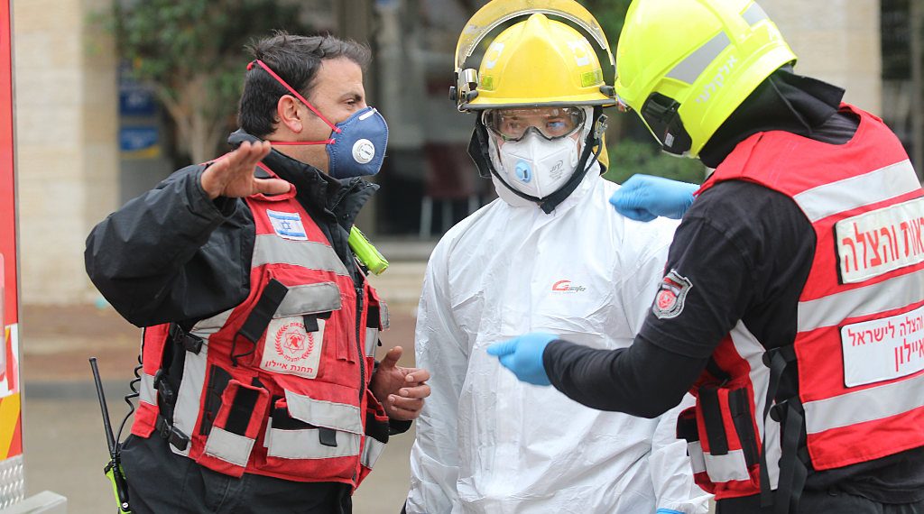 Netanyahu: All Israelis must wear face masks as virus precaution ...